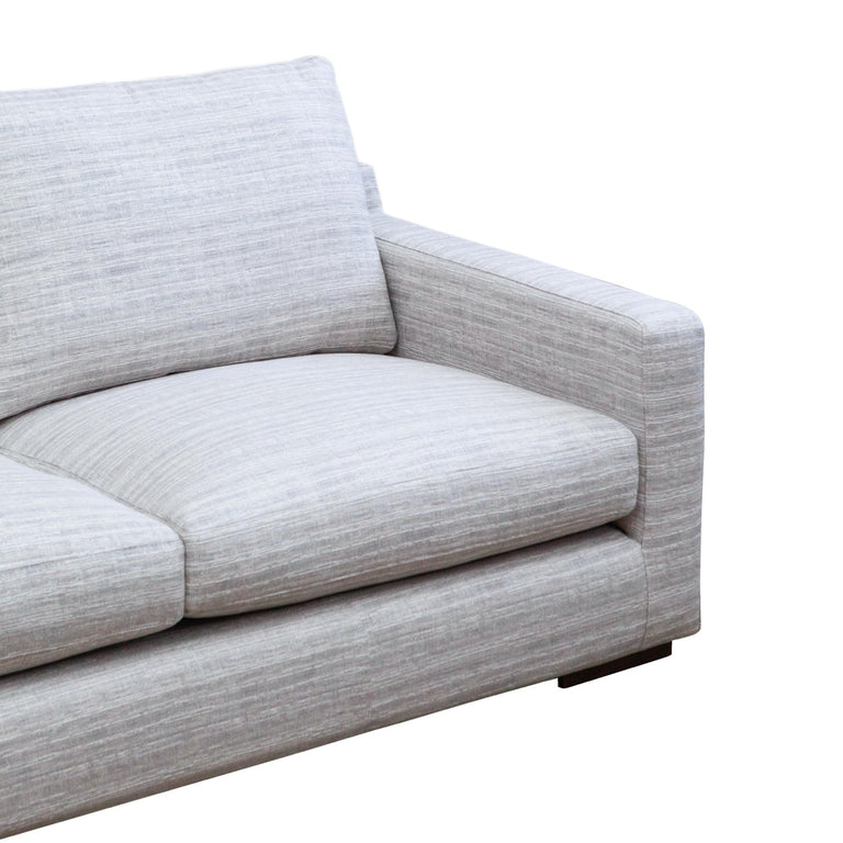 Duke Sofa – Boyd Blue