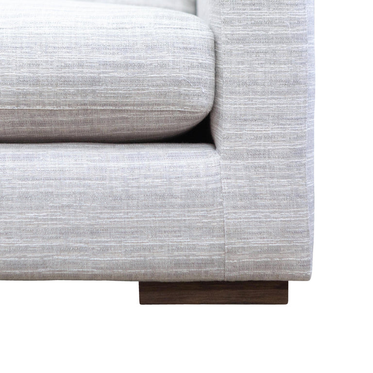 Duke Sofa – Boyd Blue
